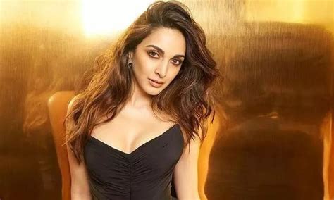 Sadia Chowdhury On Linkedin Kiara Advani Cast As Female Lead In Farhan Akhtars ‘don 3
