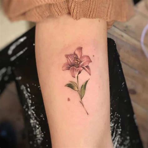 200 Amazing Lily Flower Tattoo Designs With Meanings Ideas And