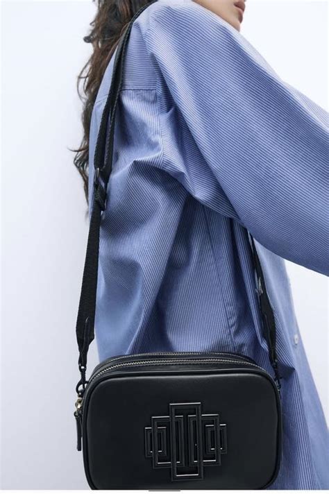 Сумка Zara новая коллекция кроссбоди Zara новая коллекция — цена 1830 грн в каталоге Кросс боди