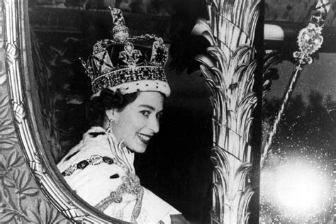 英國女王伊莉莎白二世 Elizabeth Ii 辭世！10句經典名言，了解她在位70年的人生智慧：「最幸福的人，一直都是過著無私生活的人