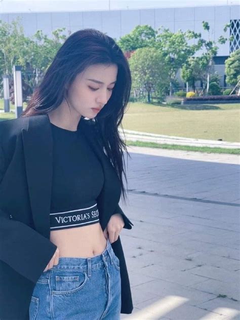 Pin By On Wang Churan In 2025 Beautiful Chinese Women Hanfu Girl Pretty Korean Girls