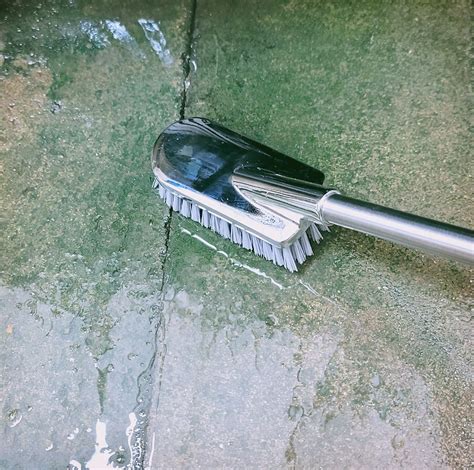 다이소 청소용품 크롬도금 청소솔로 바닥 물때 곰팡이 물이끼제거 물청소하기