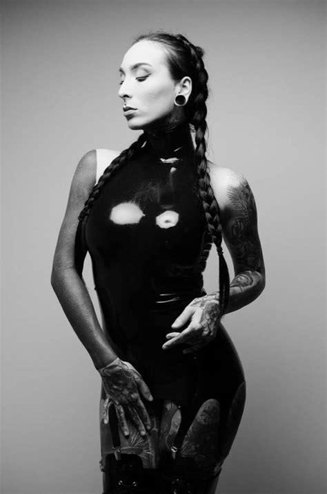 Shiny Porn Pic Eporner