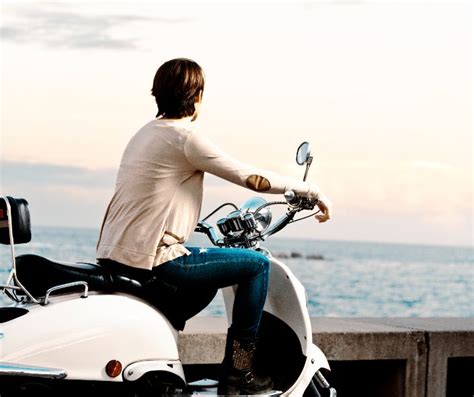 Električni Mopedi Vse Kar Morate O Njih Vedeti Zsusi