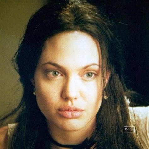 Angelina Jolie In A Still From The Film Original Sin Angelina Jolie Fotos De Angelina Jolie