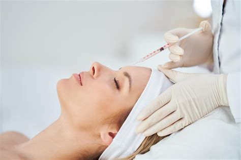Botox For Migraines How It Works And What To Expect Dr Lindsay Keith