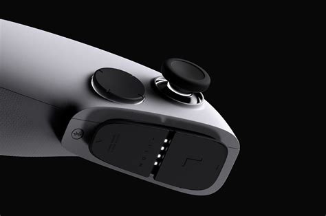 This Modular Controller Comes With A Built In Projector For Gaming