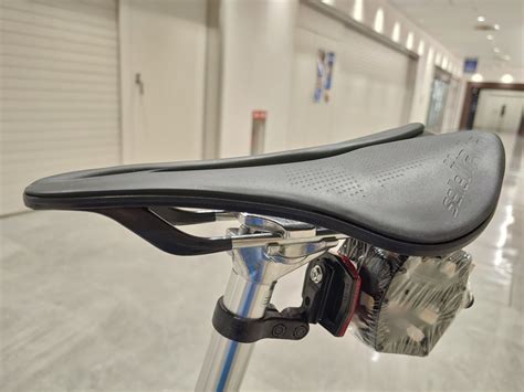 【khs】フォールディング上位グレードのf 20rcあります。 新宿で自転車をお探しならys Road 新宿クロスバイク館