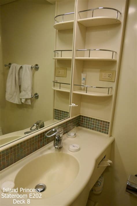 Island Princess Cabin E202