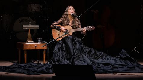 Natalia Lafourcade Ntima La Profunda Introspecci N Que Dio Vida A De Todas Las Flores Su