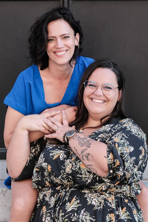 Actrice Marieke Dilles En Zus Rosalien ‘in Het Toilet Van Onze Ouders