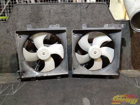 Yahoo オークション M レガシィb4 Be5 ラジエターファン 2点【g64s】