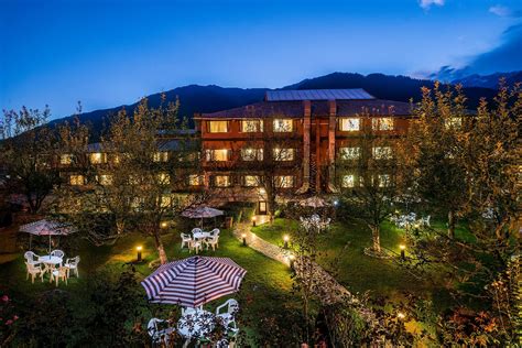 Honeymoon Inn 𝗕𝗢𝗢𝗞 Manali Hotel