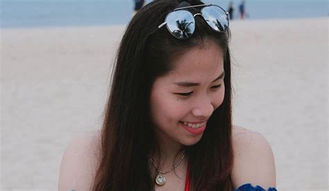 รวมรูปภาพของ ไม่บ่อยครั้ง เมย์ รัชนก นักตบลูกขนไก่อวดหุ่นในชุดว่ายน้ำทริปเที่ยวมัลดีฟส์ ภาพ