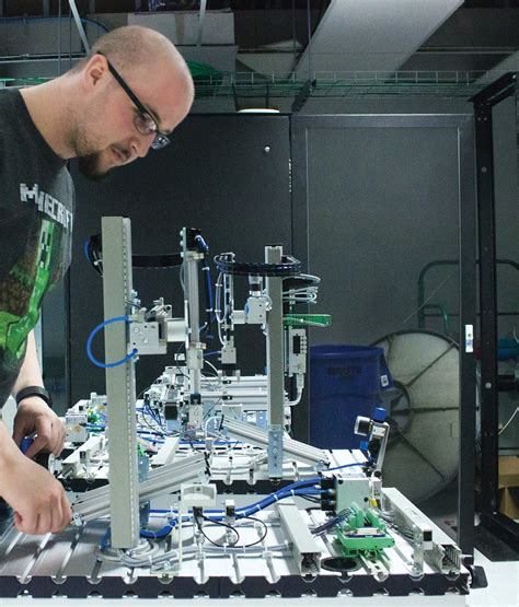 Automation And Robotics Technician — Diploma University Of The Fraser