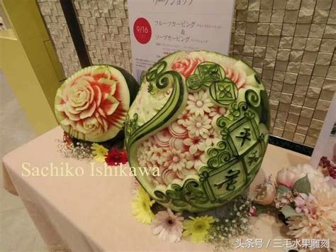 精緻水果雕刻，三毛水果藝術分享作品 每日頭條