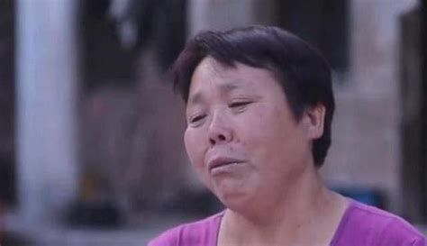 năm sau khi con trai qua đời người mẹ bất ngờ nhận được cuộc gọi đến đón con về