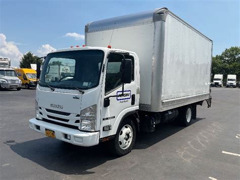 2020 Isuzu Nqr Medium Duty Box Truck
