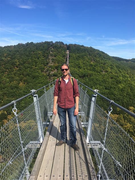 About Thomas Albin Medium