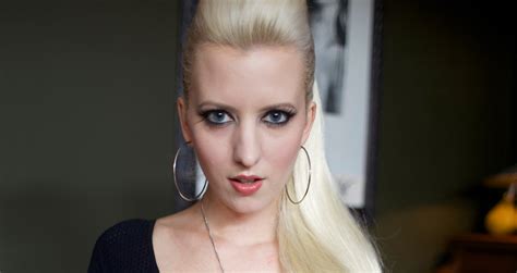 IMG 8794 Copy Mistress Cherry Torn