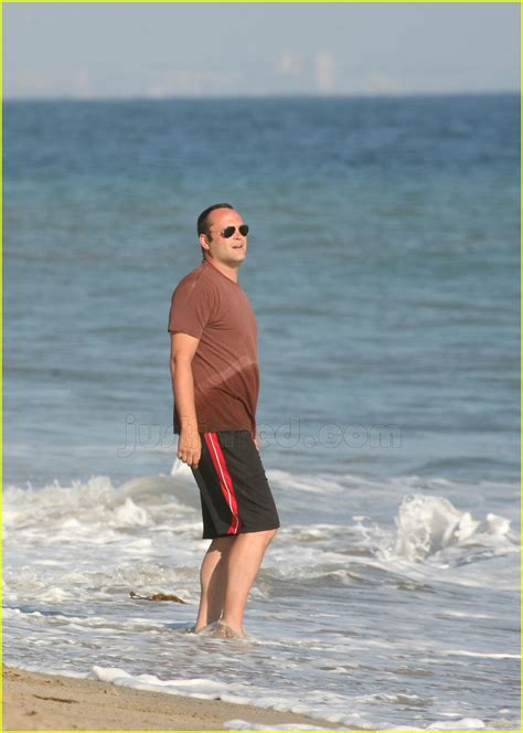 Photo Vince Vaughn Shirtless 13 Photo 538141 Just Jared