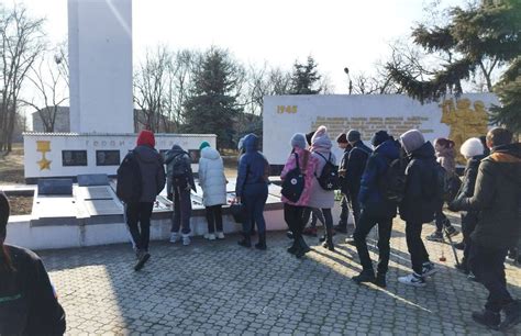 Сегодня по всей стране отмечается День воинской славы России — День полного освобождения