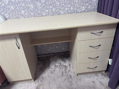 Письмовий стіл — ціна 2200 грн у каталозі Столи Купити товари для дому та побуту за доступною