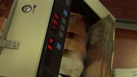 Новото законско решение за платите на функционерите не се најде на владина седница Youtube