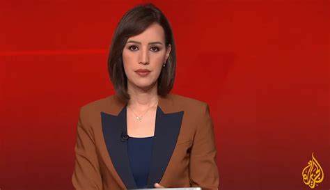أجــــدد إطلالة للإعلامية المغربية الجميلة سهام اشطو مذيعة قناة الجزيرة الخميس 10102024