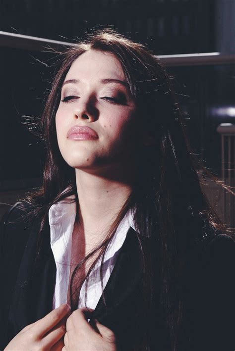Pin On Kat Dennings And Scenes From 2 Broke Girls