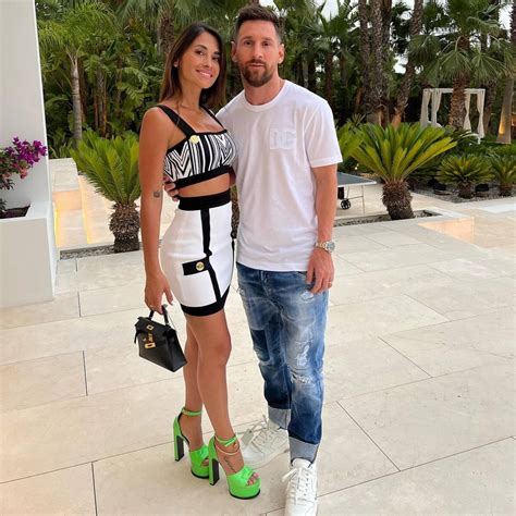 Lionel Messis Wife Antonela Roccuzzos Favourite Luxury Brands The