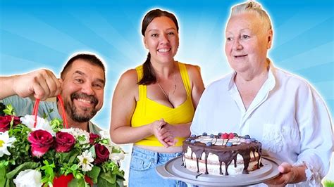 Поздравили маму с Днем Рождения Привезли Подарок Youtube