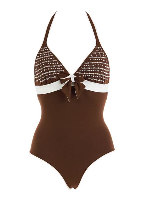 10 Latest Hot Simona Brown Bikini Pics