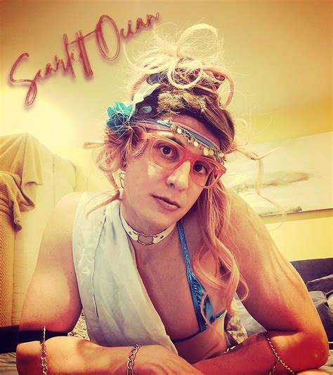 Scarlett Ocean Live In Color Pics Xhamster