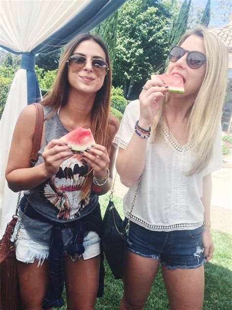 Magnificent Melons Scrolller