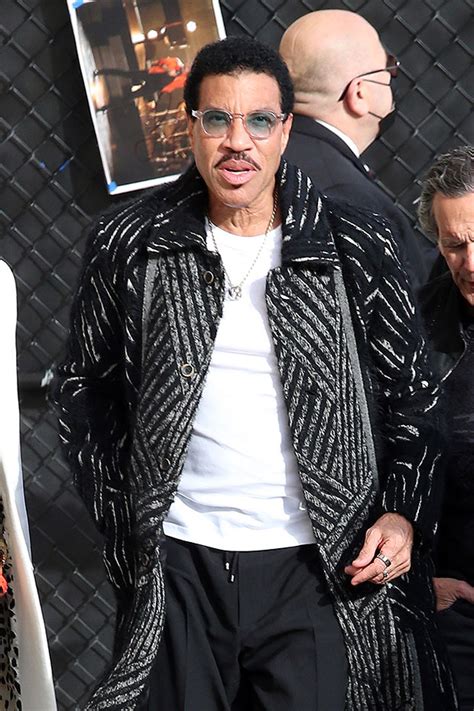 Lionel Richie Jokes About His Sex Drive And Talks ‘all Night Long Hit Hollywood Life