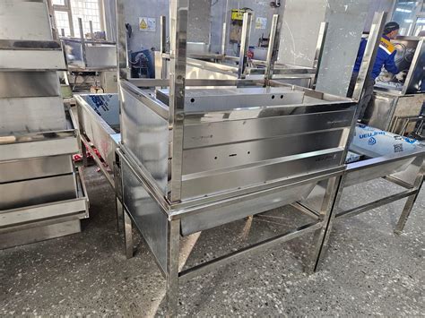 Чиглэл Чиглэл компанийн үйлдвэрийн нэгэн хэсгээс 👩‍🏭🧑‍🏭 Бид дотооддоо 40 нэрийн 140 төрлийн