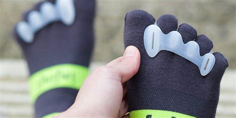 Correct Way To Wear Toe Separators At Tristan Enderby Blog