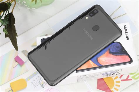 Samsung Galaxy A20 | Giá rẻ, chính hãng, nhiều khuyến mãi