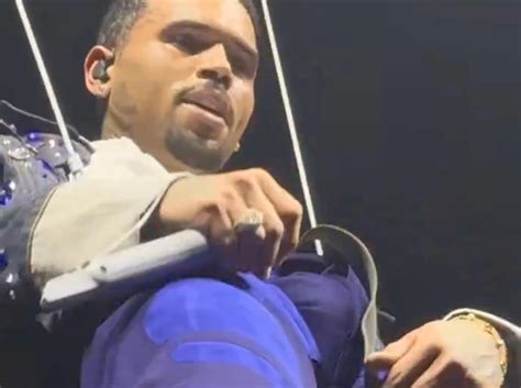 Chris Brown S Bulge Exposed As He Hangs In Air During Concert Watch