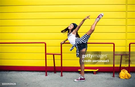 690 Meninas Dancando Funk Fotos De Stock Imagens De Alta Resolução E