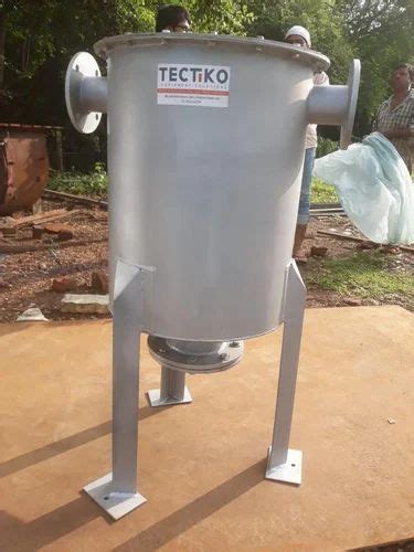 Round Stainless Strory Biogas Moisture Separator Capacity 2000 L At