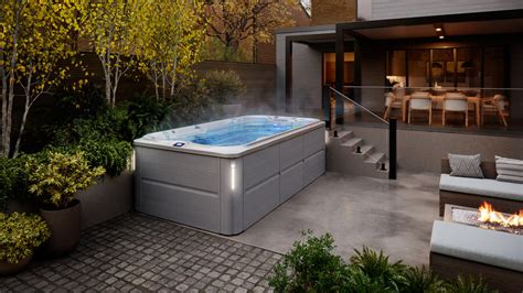Jacuzzi Swim Spa Indoor And Outdoor Swim Spas Jacuzzi®