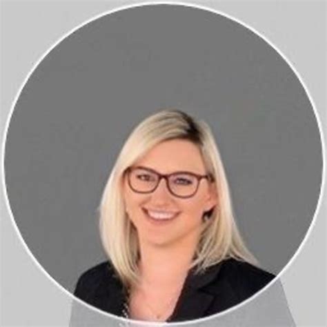 Silvia Riedl Bilanzbuchhalterin Planungsgruppe M M Ag Xing