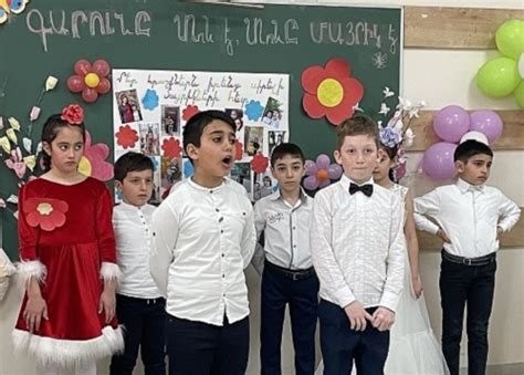 ნინოწმინდის N1 საჯარო სკოლის მესამეკლასელთა ამაღელვებელი ღონისძიება ეტალონი