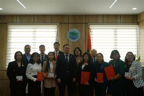 МОНГОЛЫН ХУУЛЬЧДЫН ХОЛБООНЫ НЭР БҮХИЙ ГИШҮҮН ХУУЛЬЧИД ХУУЛЬ ЗҮЙН САЛБАРЫН ШАГНАЛААР БОЛОН