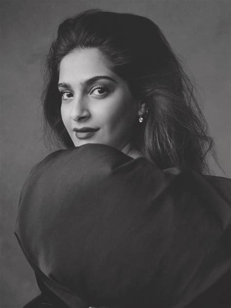 When Is The Best Time To Take Multivitamins Heres What The Experts Have To Say Vogue India