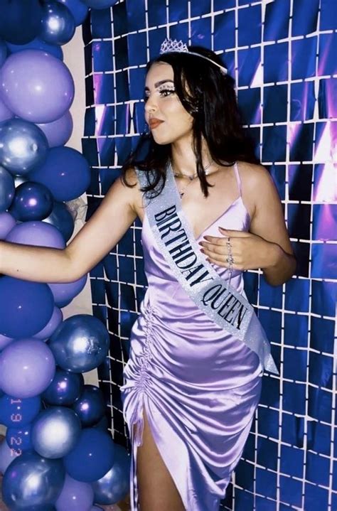 Simple 17th Birthday Dresses Tight Lilac Silk Satin Birthday Outfits P