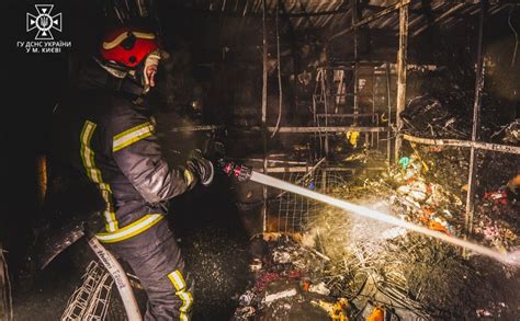 Горів ринок на Чоколівському бульварі Вечірній Київ