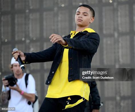 Lul Photos And Premium High Res Pictures Getty Images
